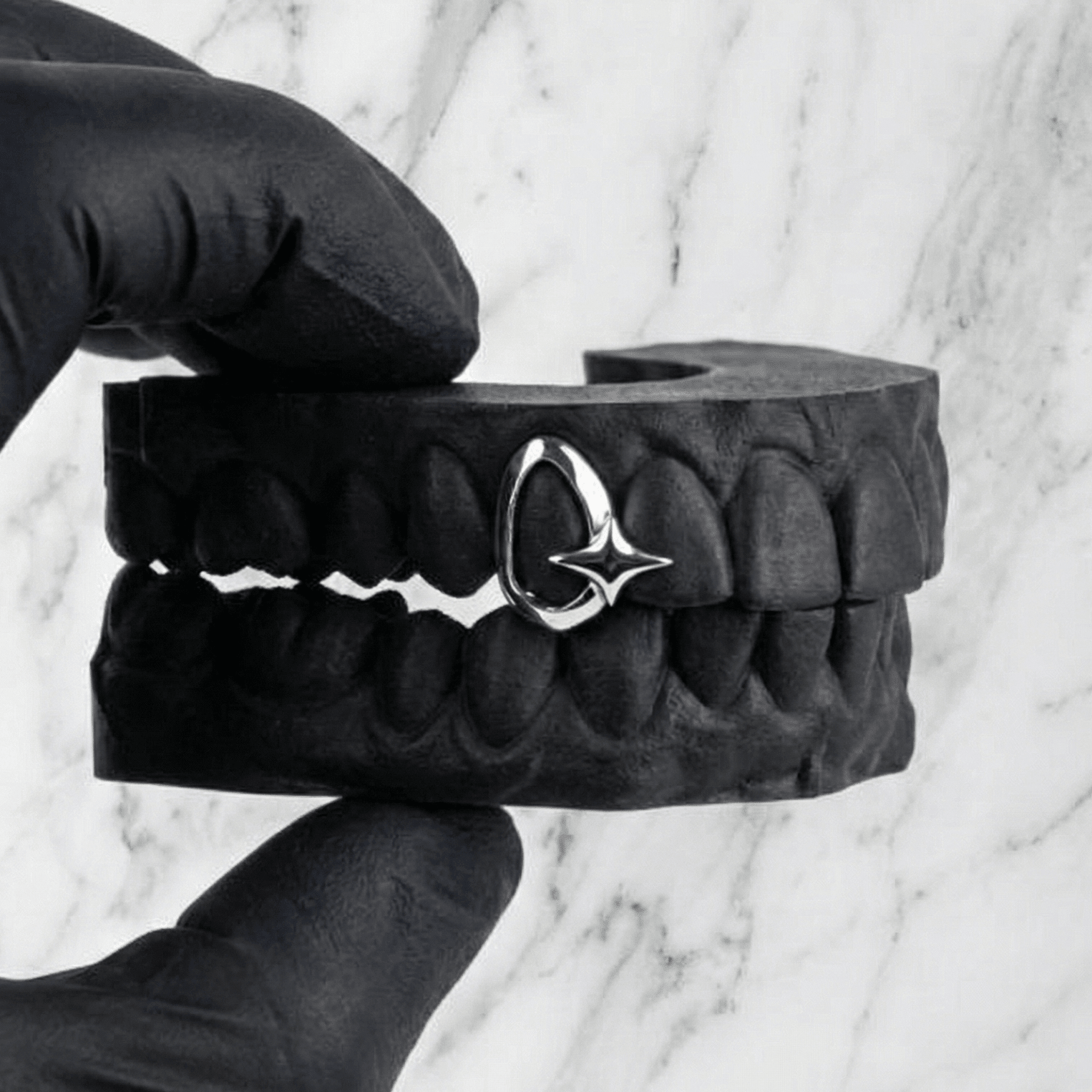 Custom Silver Star Grillz - Unique Diamond Grillz HC Grillz